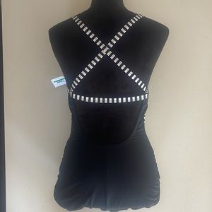 Nike | Swim | New Nike Laserstripe Cross Back One Piece Swimsuit ...